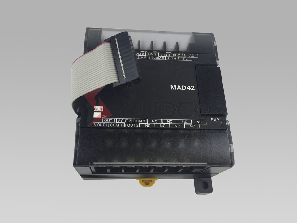 PLC Omron CP1W Analog Input Output Unit Module 16 Bits 5V DC CP1W-MAD42