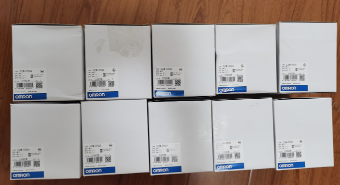 USB Port Omron PLC CJ2M Programmable Controller CJ2M-CPU34 PLC CPU Unit Module