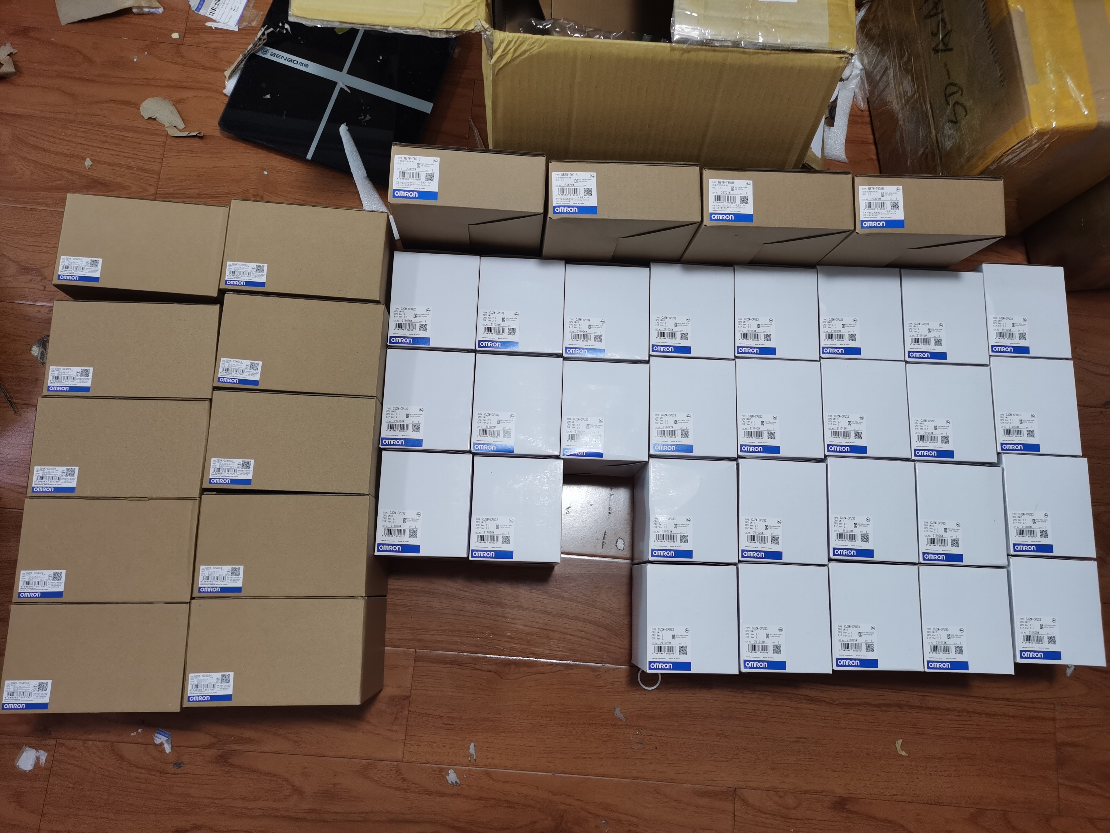CJ2M-CPU15 Omron Automation Programmable Logic Controller CJ2M-CPU15 Omron Automation Programmable Logic Controller